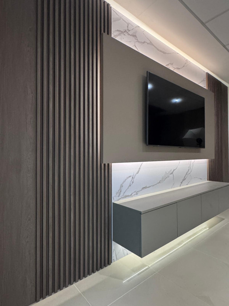 Deluxe Media Walls UK | Home